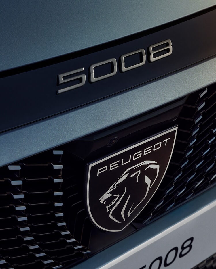 Nouveau PEUGEOT E-5008: tout ce qu'il faut savoir