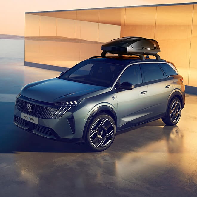 PEUGEOT 5008 Hybrid ⇒ Le SUV puissant et polyvalent